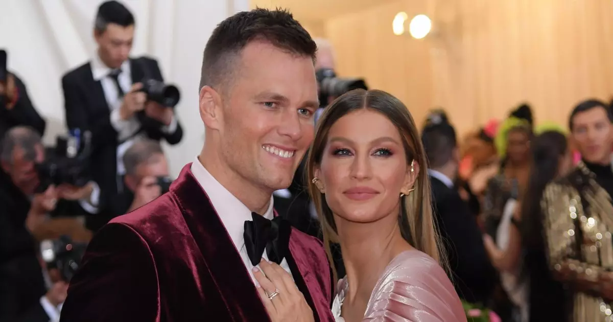 Gisele Bundchen: ටොම් බ්‍රැඩි 'අවධානය කරන්නේ' වෘත්තිය කෙරෙහි මිස මාපිය කටයුතු කෙරෙහි නොවේ