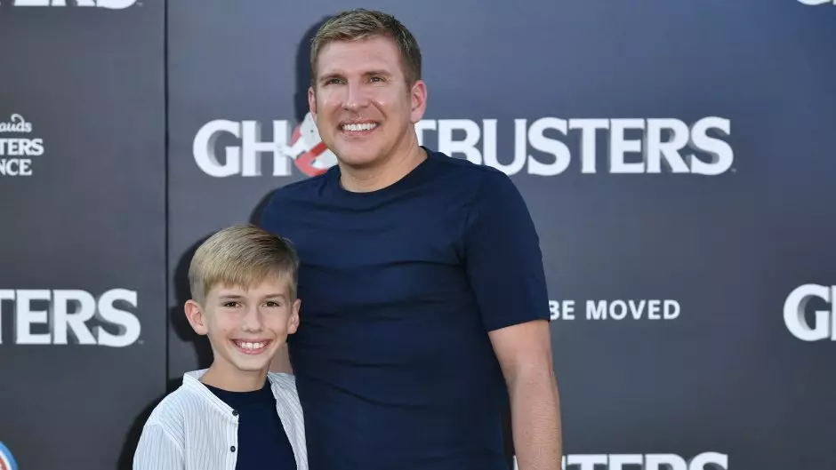 Todd Chrisley tus menyuam yau tshaj Greyson Chrisley Hnub no Hluas rau Tam sim no