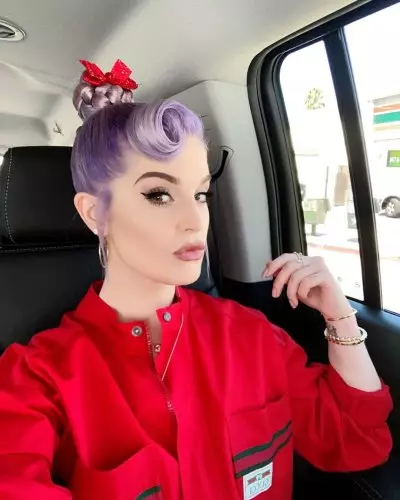 kelly-osbourne-85-pon-berat-penurunan-ukuran-26