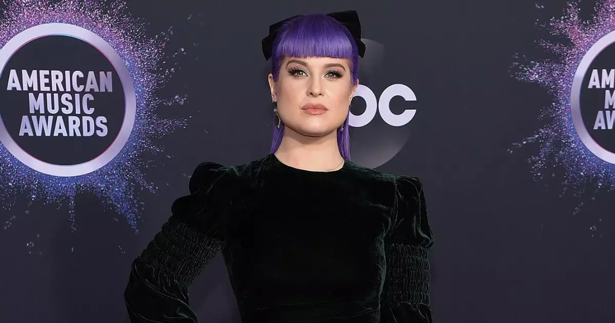 อาหารของ Kelly Osbourne: ดูสิ่งที่ดารากินในหนึ่งวัน