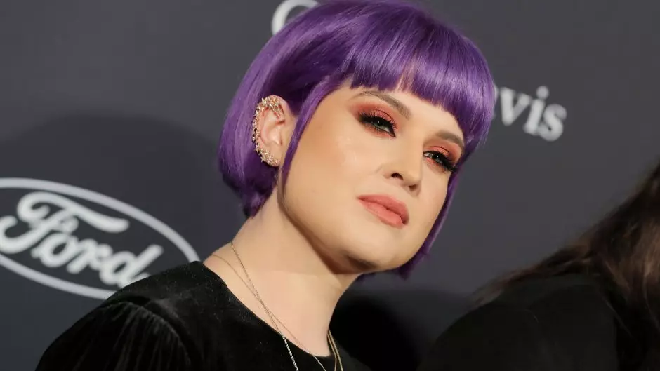 Kelly Osbourne ເປີດເຜີຍວ່ານາງໄດ້ຮັບການຜ່າຕັດກະເພາະອາຫານ