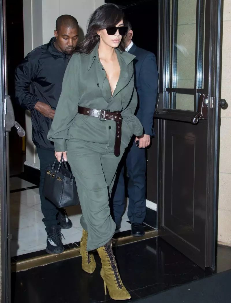 Kim kardashian outfit 10