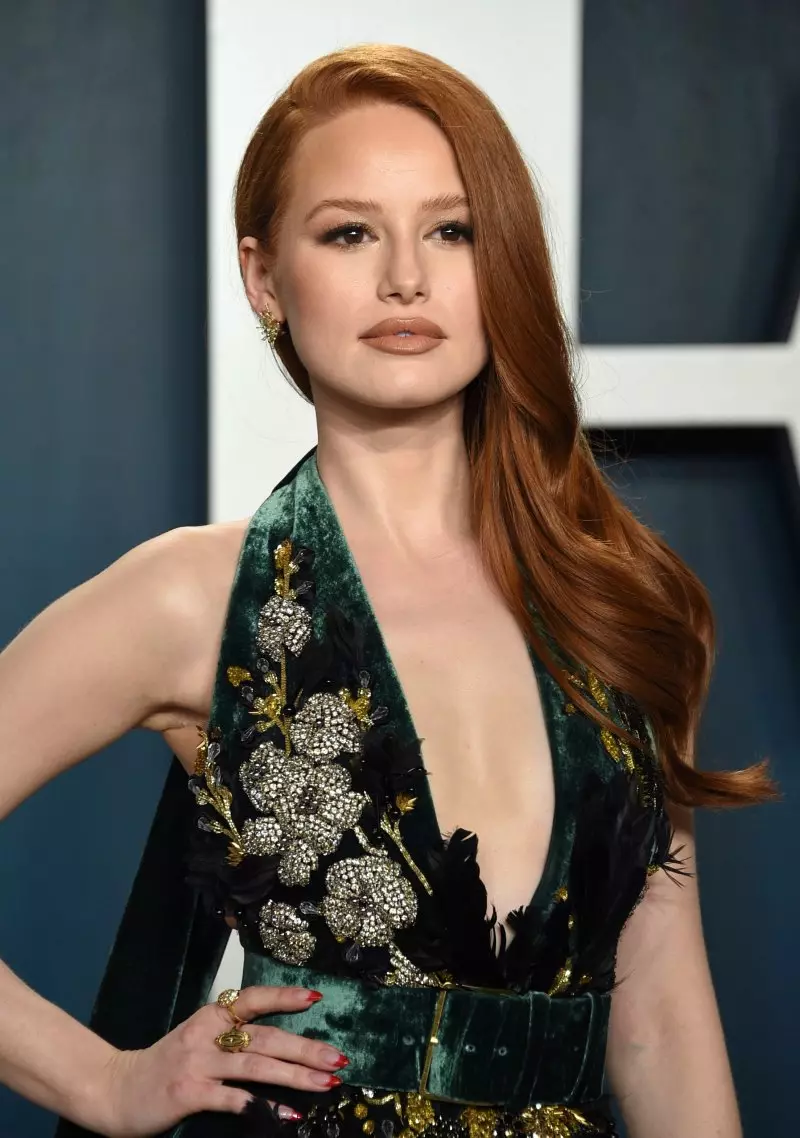 ริเวอร์เดลสตาร์ Madelaine Petsch มูลค่าสุทธิ