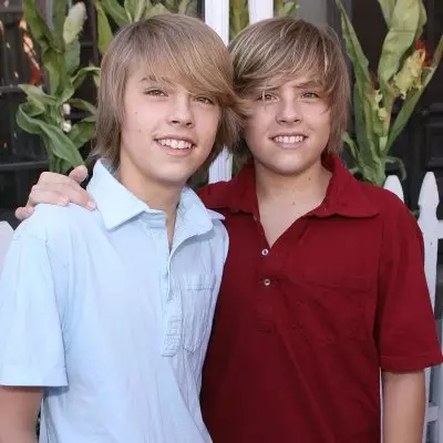 Cole an Dylan Sprouse Getty Biller