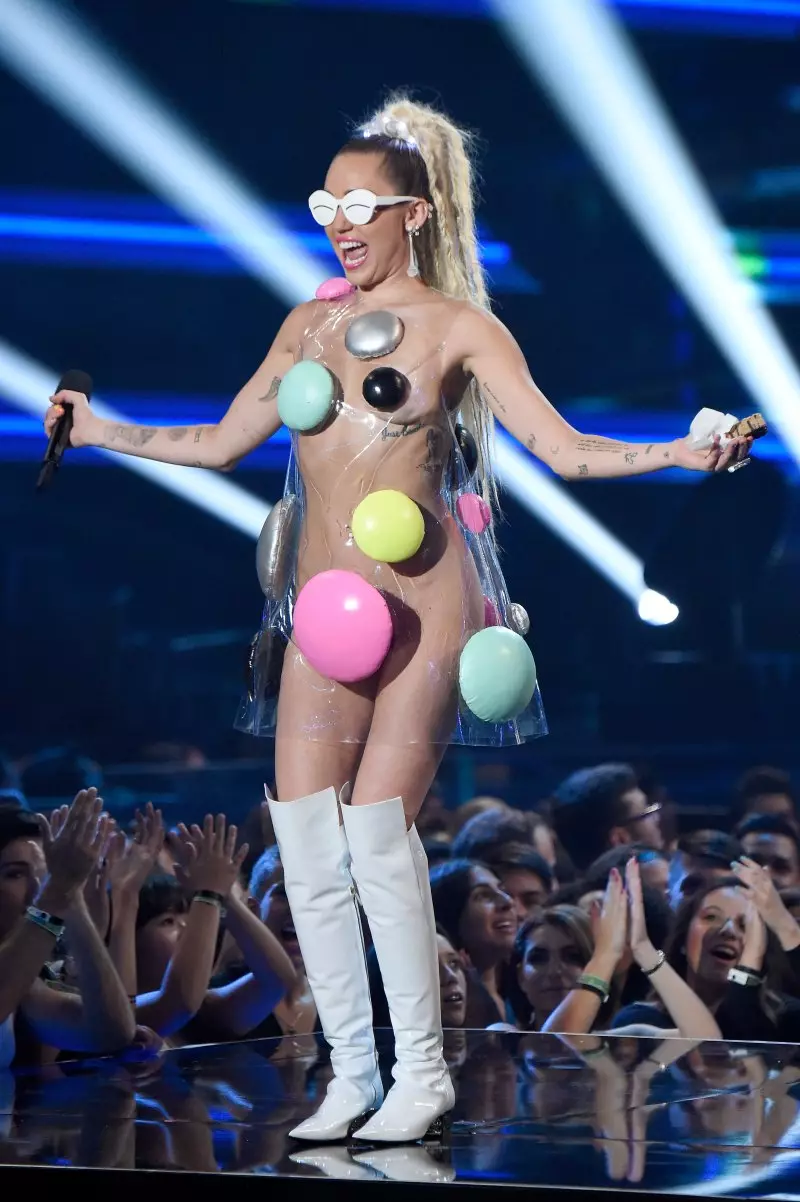 Miley Cyrus vma obleka 7