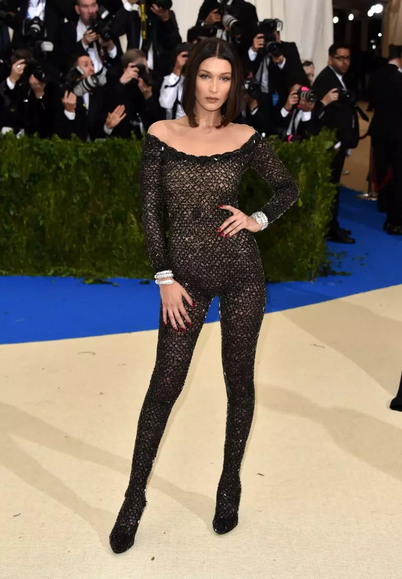 Bella hadid se setkala s gala