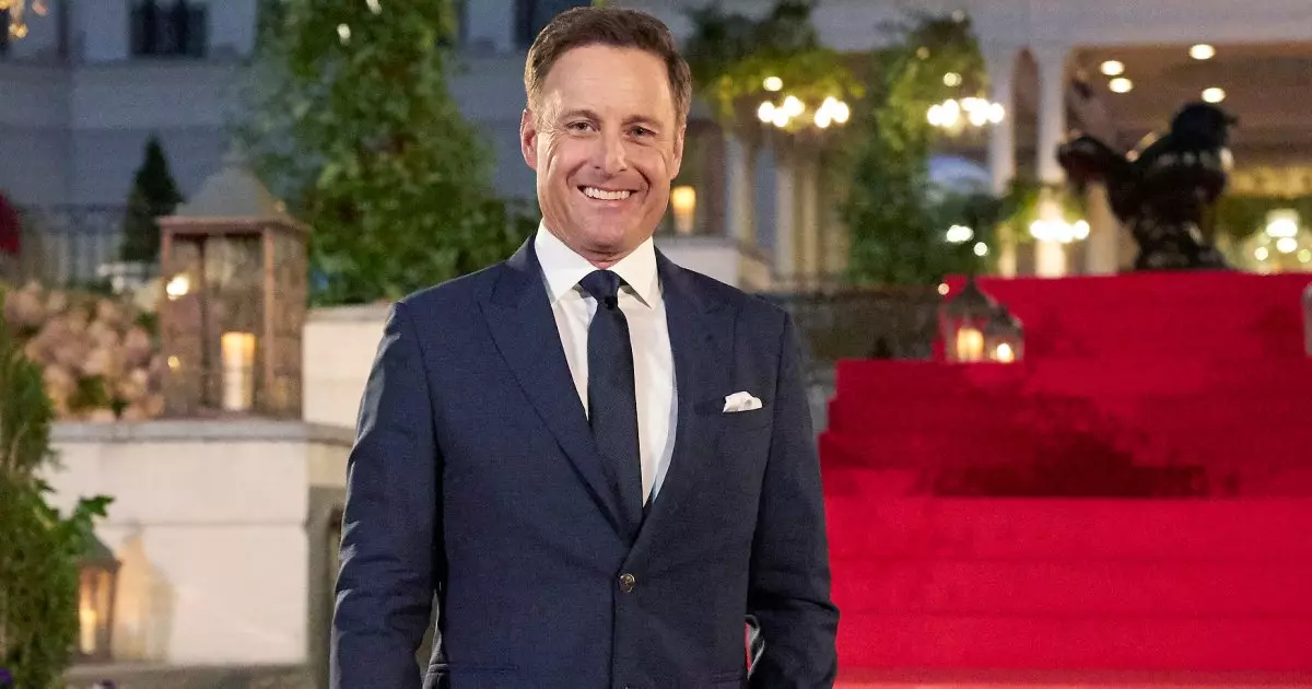 Ang Reaksyon ni Chris Harrison sa Kapalit na 'Bachelorette'