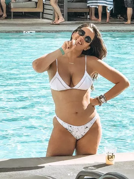Bachelor Caroline Lunny vegas bikini deguns picky chunky, bet funky