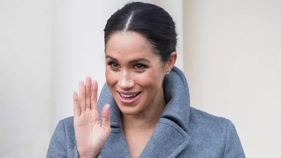 Meghan Markle se třpytí v super slavnostním outfitu