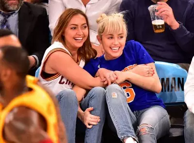 Miley Cyrus Brandi Cyrus