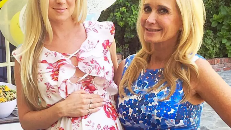 La filino de Kim Richards bebo