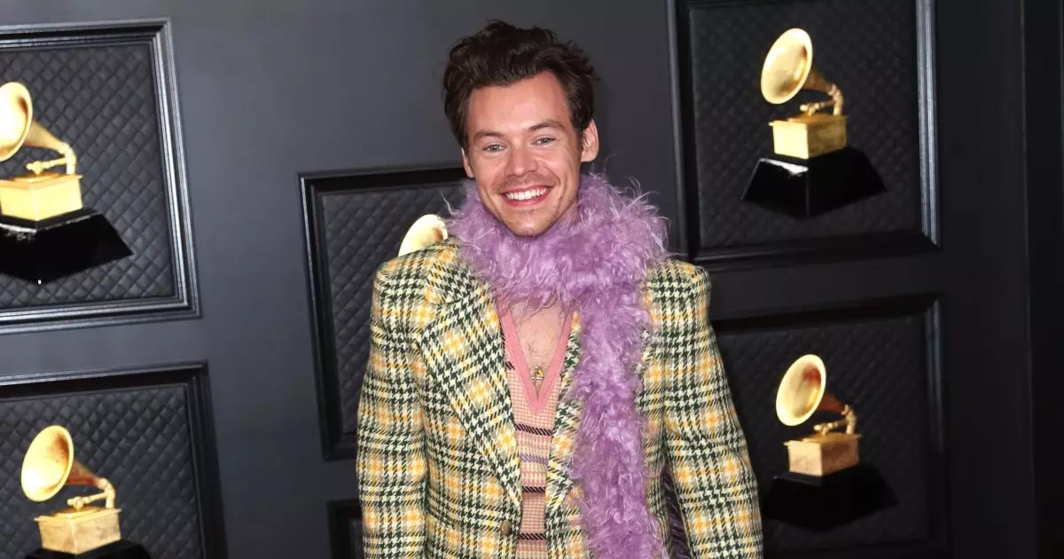 Thamani halisi ya Harry Styles: Jinsi Anavyotengeneza Pesa Zake