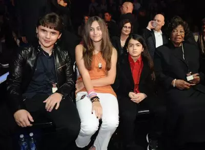 dalfa paris jackson debbie rowe