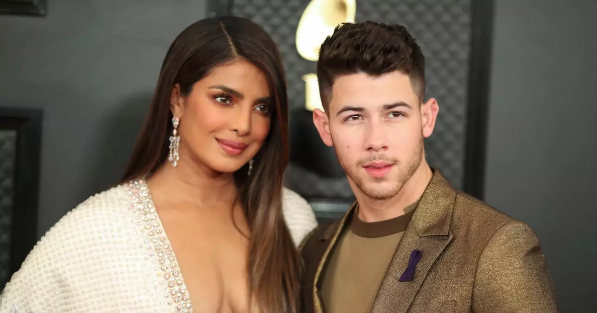 Nick Jonas da Priyanka Chopra Suna "Gaskiya Suna Jin Dadin Keɓe" Tare