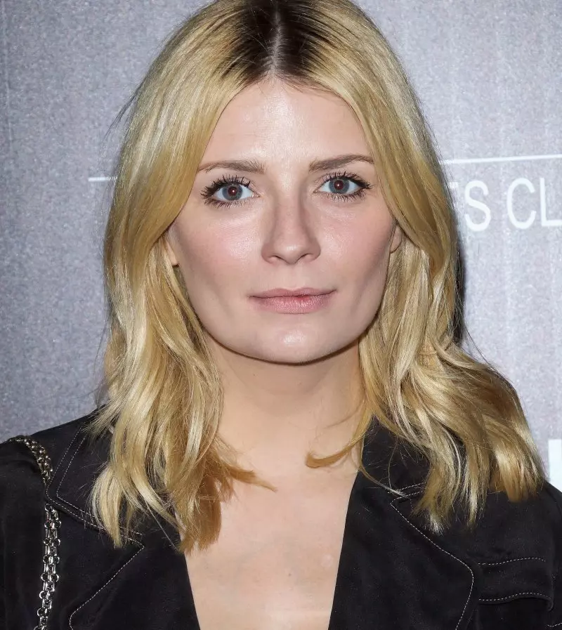 UMischa barton umangalela abazali