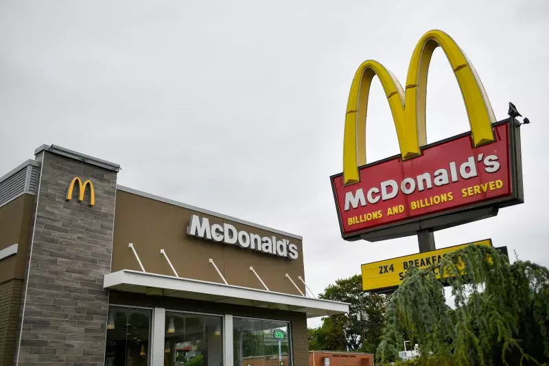 snabbmat-öppen-på-tacksägelse-mcdonalds