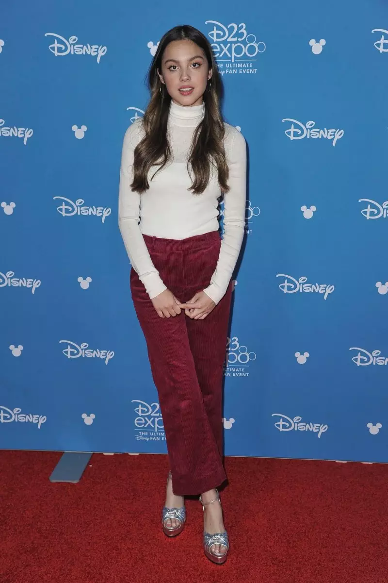 Tqassim tad-Drama Kollha Bejn Sabrina Carpenter, Joshua Bassett u Olivia Rodrigo