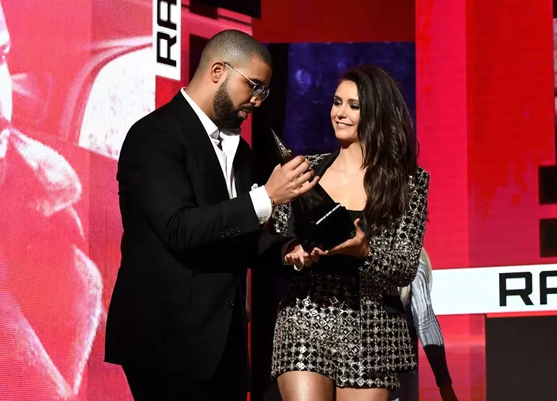 Drake Amas Moment 2