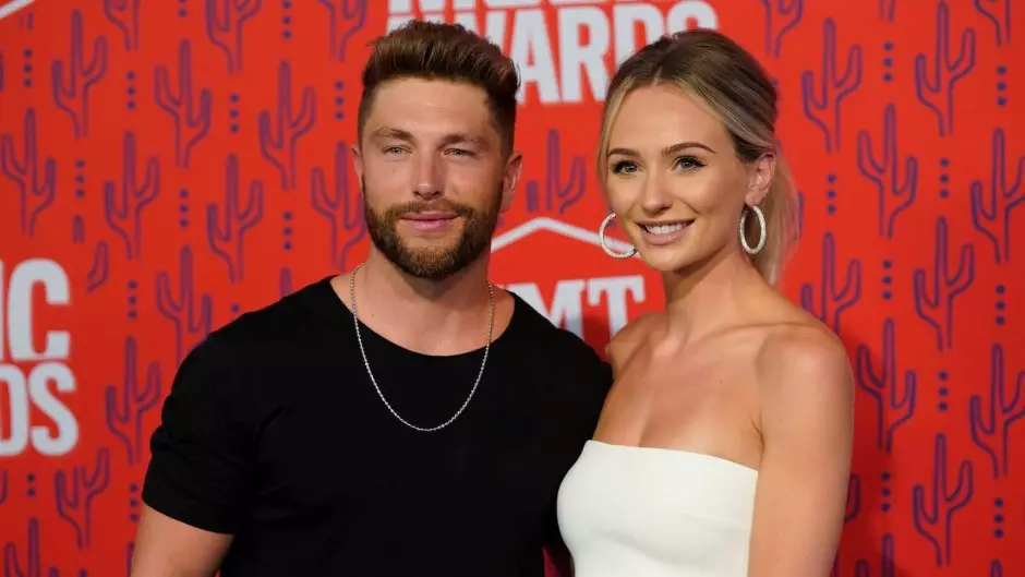 Lauren Bushnell Chris Lane CMT אַוואַרדס זיי וועלן קידס גיכער ווי שפּעטער