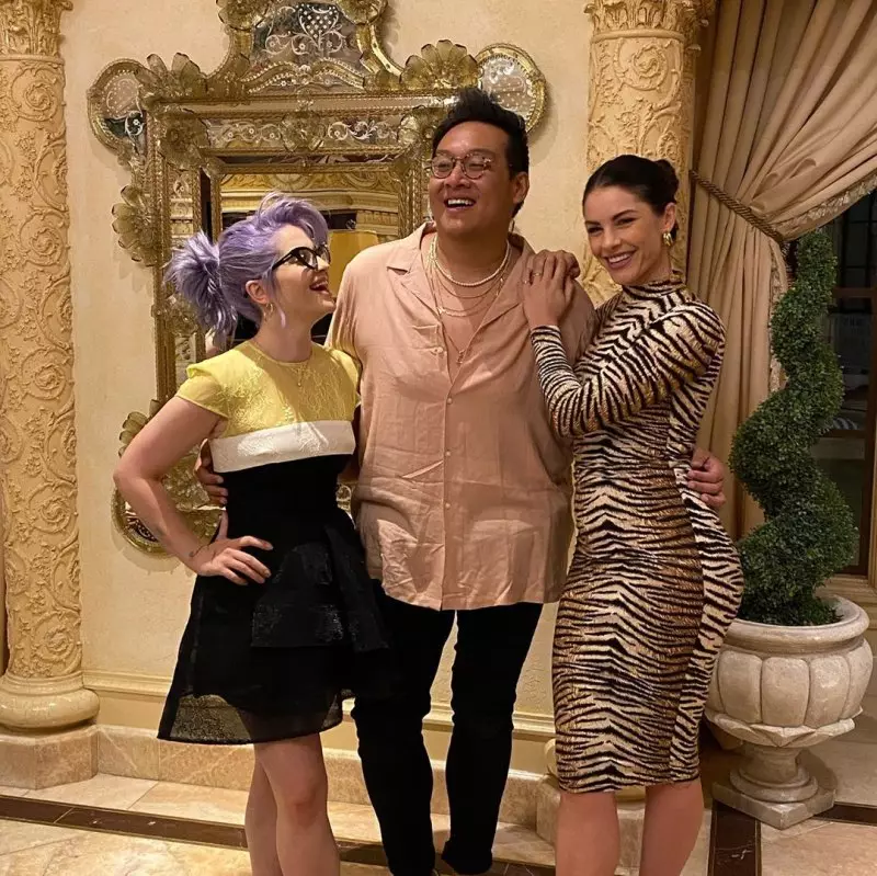 Kelly Osbourne Pisu galera eraldaketa