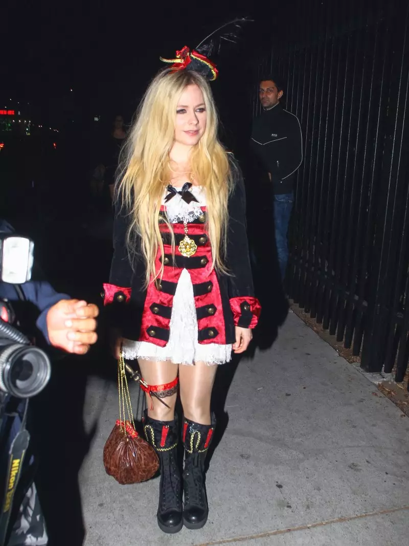 UAvril Lavigne kwiHalloween