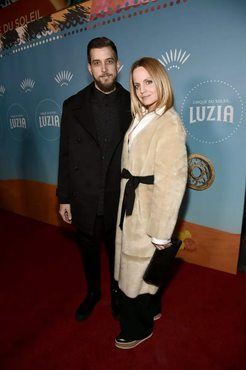 mena suvari michael hope pregnant baby no 1