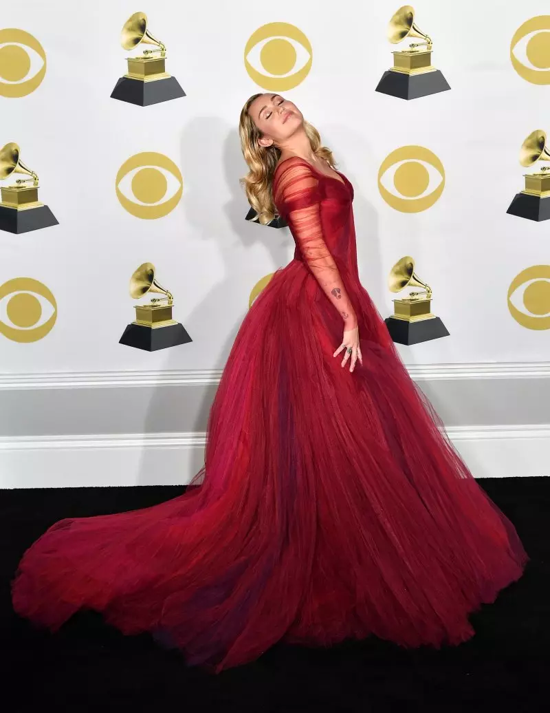 Miley Cyrus Grammy mukofotlari 2016