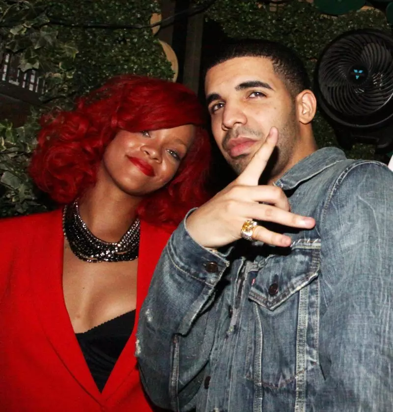 UDrake Rihanna 3