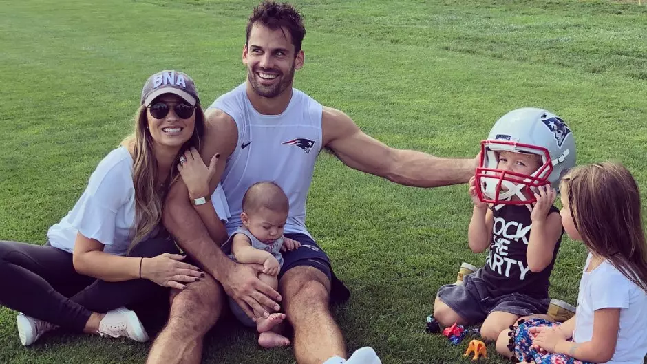 Jessie James Decker əri Erik təqaüdə çıxdı