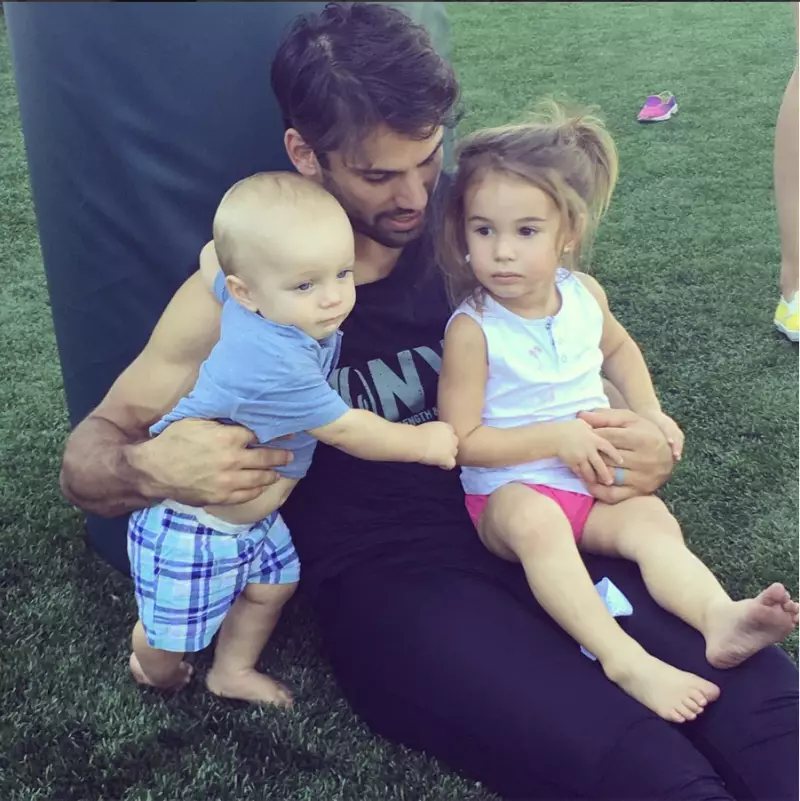 Jessie James Eric Decker Familio 5