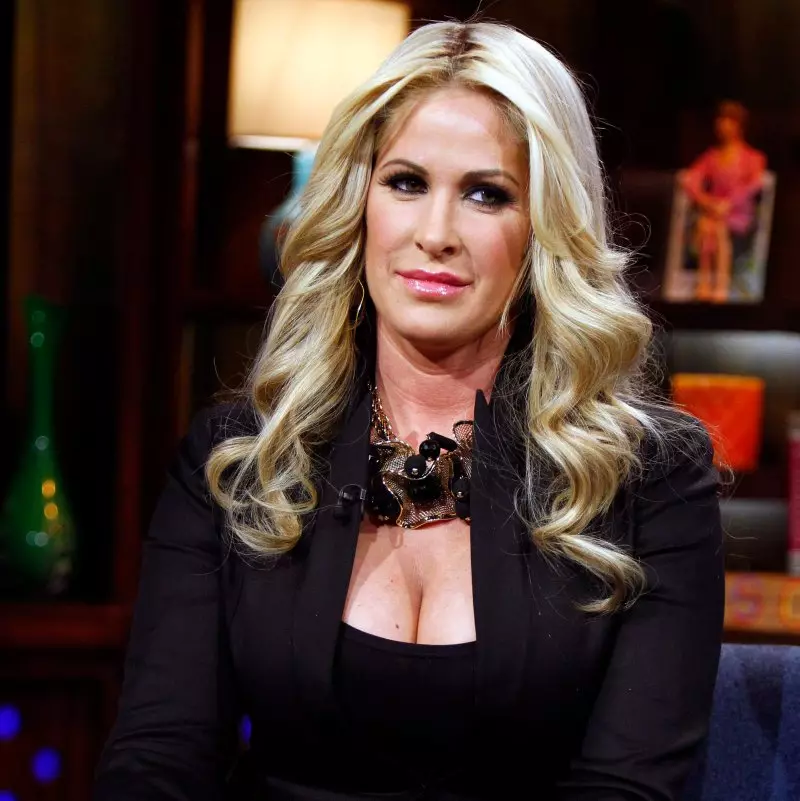 Kim zolciak มกราคม 2012