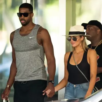 Tristan Thompson und Khloe Kardashian halten Händchen