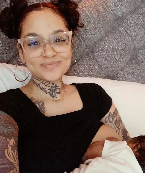 Kehlani θηλασμός