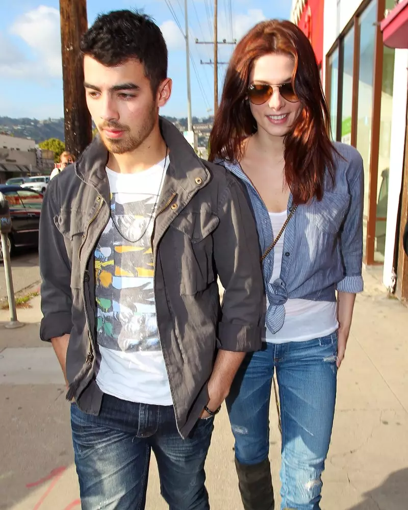 Joe Jonas και Ashley Greene Virginity