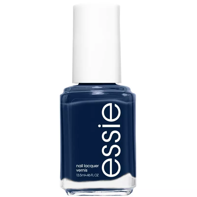 Essie emaye botins sou broadway devan nou