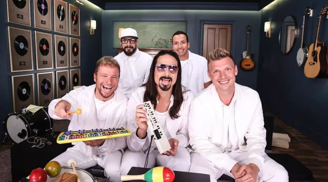 Backstreet Boys recriam música de sucesso com Jimmy Fallon no Tonight Show