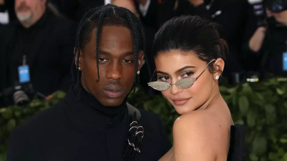 Kylie Jenner na Travis Scott na Met Gala