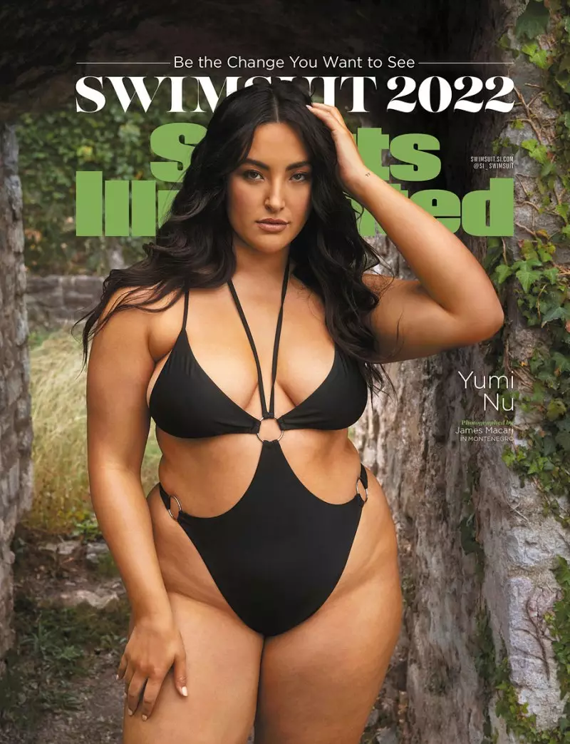 Cine apare Sports Illustrated 2022 Problema costumului de baie Kim Kardashian Elon Musk mama Ciara Yumi Nu