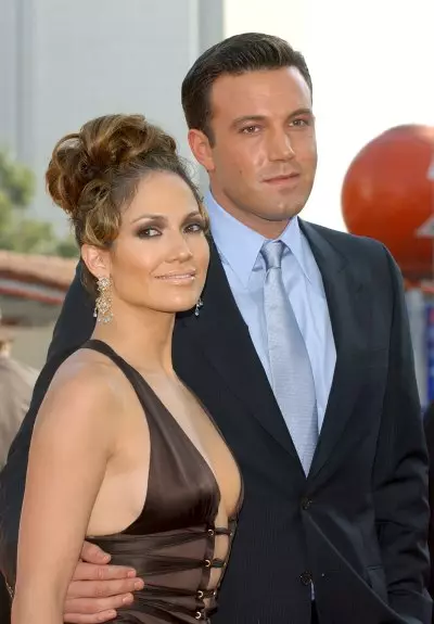 UJennifer Lopez kunye noBen Affleck bakwindlela yokuzingela