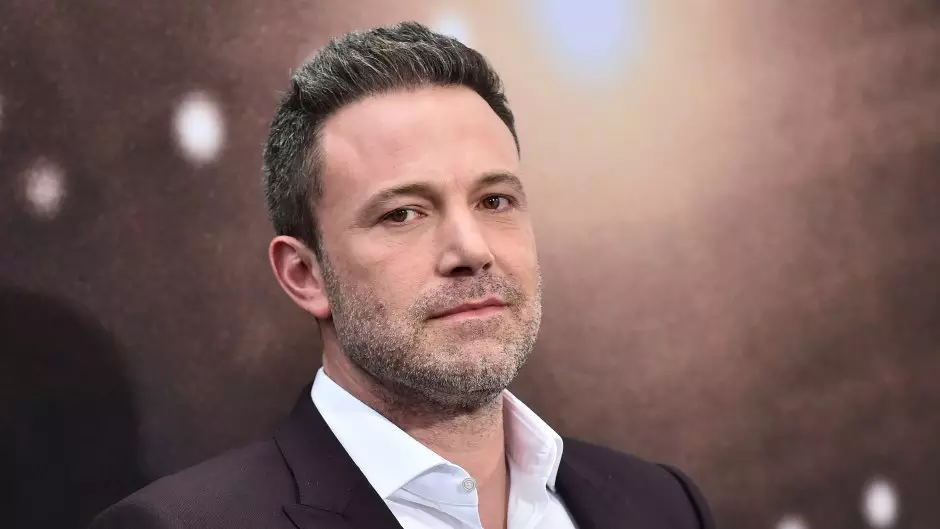 Ben Affleck Net Worth: Ụgwọ onye na-eme ihe nkiri, ka o si enweta ego