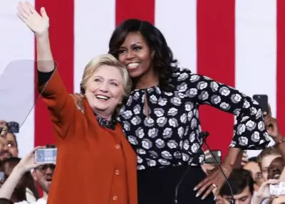 Hillary Clinton Michelle Obama Getty vaizdai