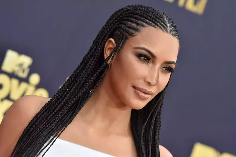 Kim kardashian imu iṣẹ