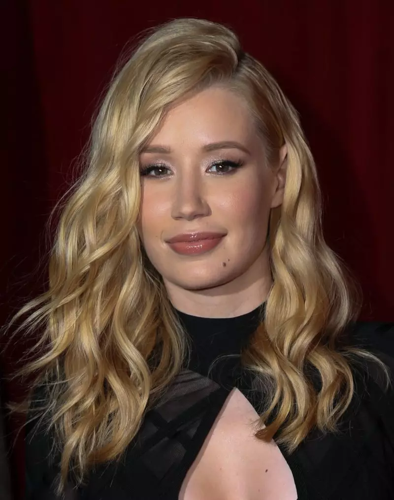 Iggy azalea pipis