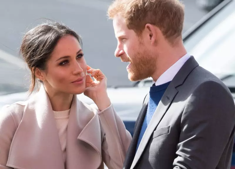 Şazada Garri we Meghan Markle Demirgazyk Irlandiýa baryp görýärler