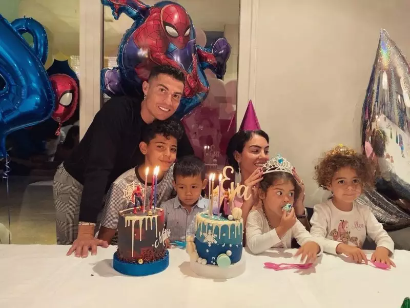 Kuinka monta lasta Cristiano Ronaldolla on? Hänen lapsensa, kaksoset 5