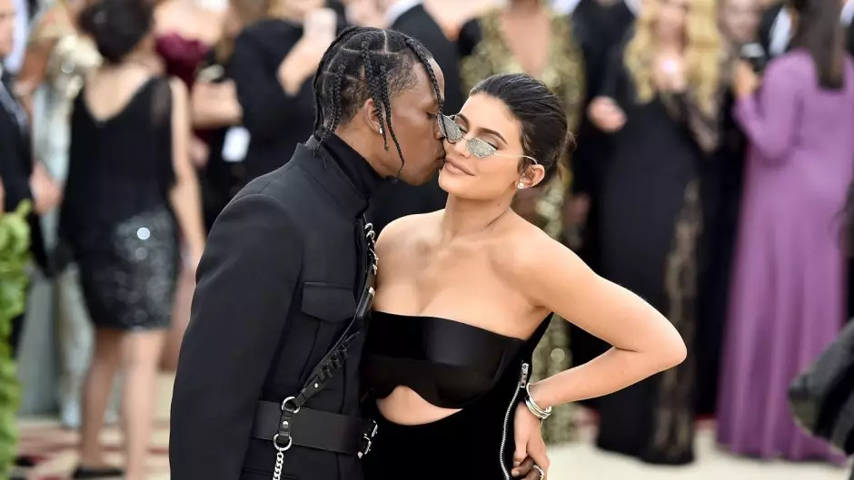 kylie jenner travis scott karısı instagram