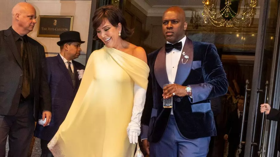 Kris Jenner och pojkvännen Corey Gamble bedövar på Met Gala 2022: Se röda mattan-foton!