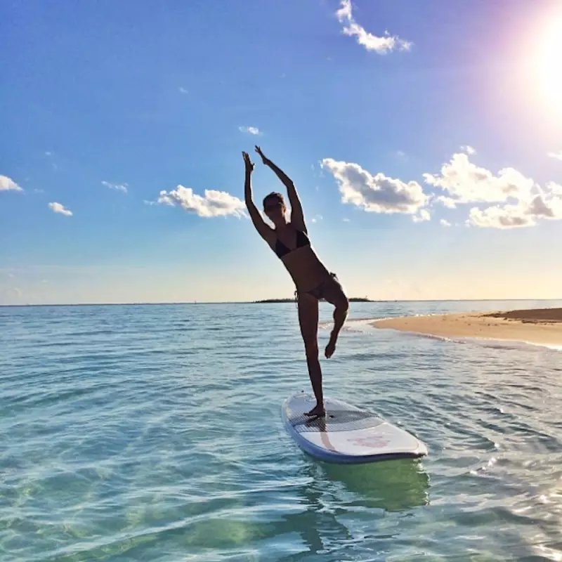 Gisele bundchen yoga instagram 12