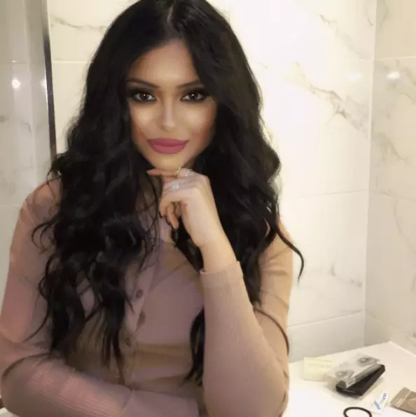 Afshan azad 5