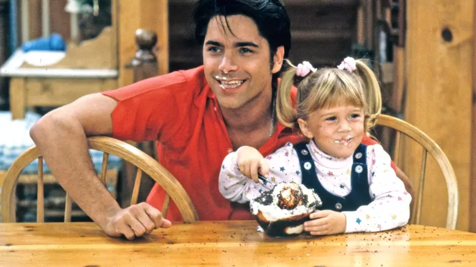 John Stamos Olsen bessons